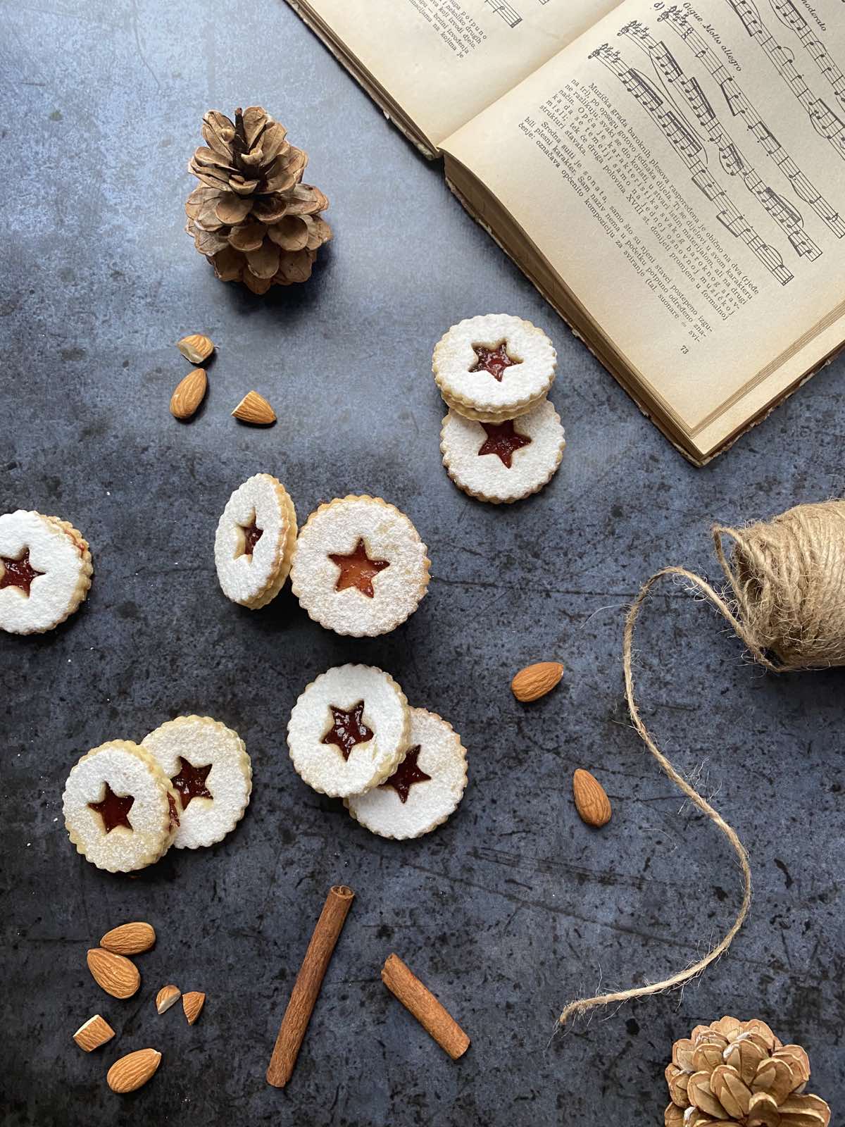 Linzeri – Pinch of Amour